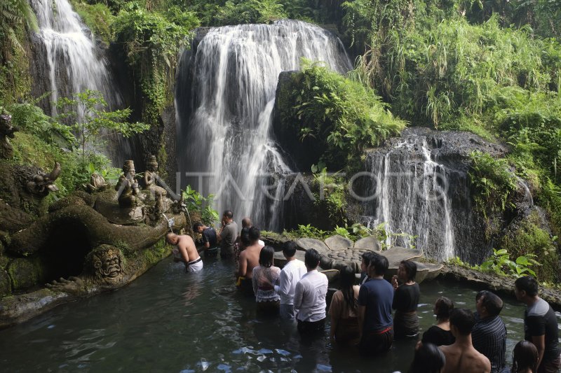 OBJEK WISATA RELIGI DI BALI | ANTARA Foto OBJEK WISATA RELIGI DI BALI | ANTARA Foto