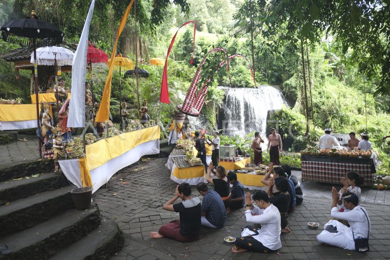 OBJEK WISATA RELIGI DI BALI | ANTARA Foto OBJEK WISATA RELIGI DI BALI | ANTARA Foto