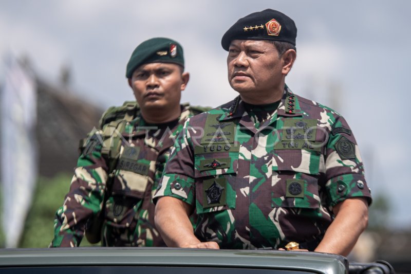 PEMBERANGKATAN SATGAS PAMTAS RI-PAPUA NUGINI | ANTARA Foto