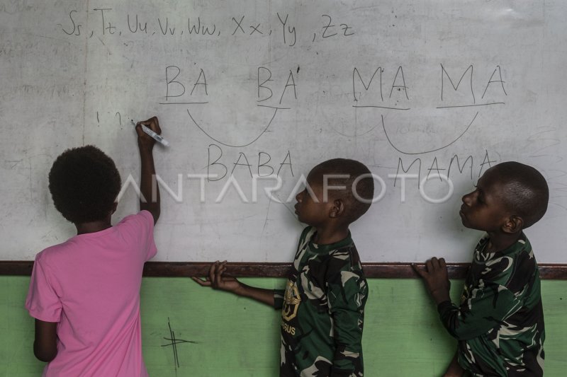 Menyemai cahaya literasi anak-anak Papua | ANTARA Foto