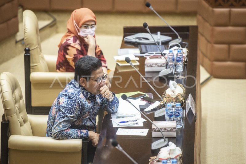 RDP MENDES PDTT DENGAN KOMISI II DPR | ANTARA Foto RDP MENDES PDTT DENGAN KOMISI II DPR | ANTARA Foto