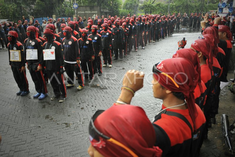 DUKUNGAN UNTUK PRABOWO | ANTARA Foto DUKUNGAN UNTUK PRABOWO | ANTARA Foto