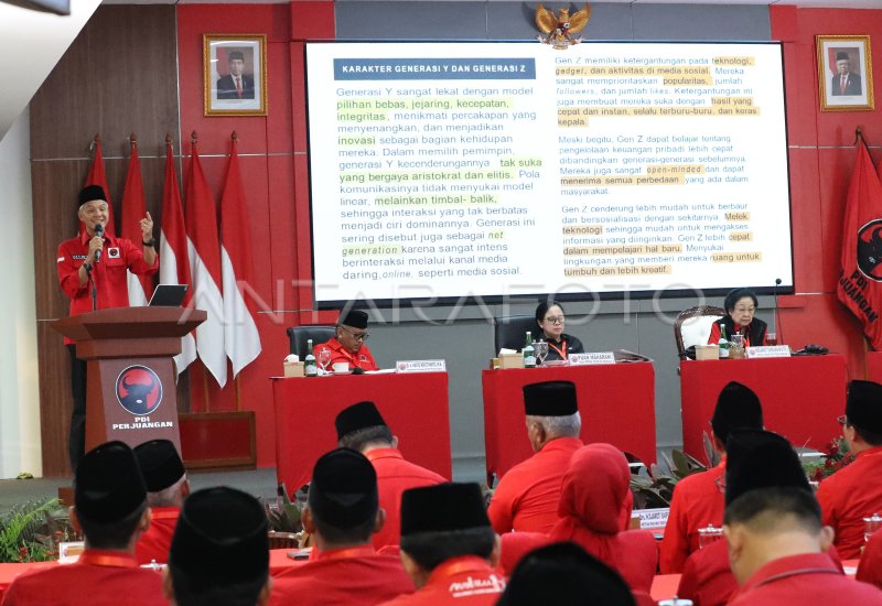 Ganjar Pranowo Berpidato Dalam Rakernas Pdi Perjuangan Antara Foto